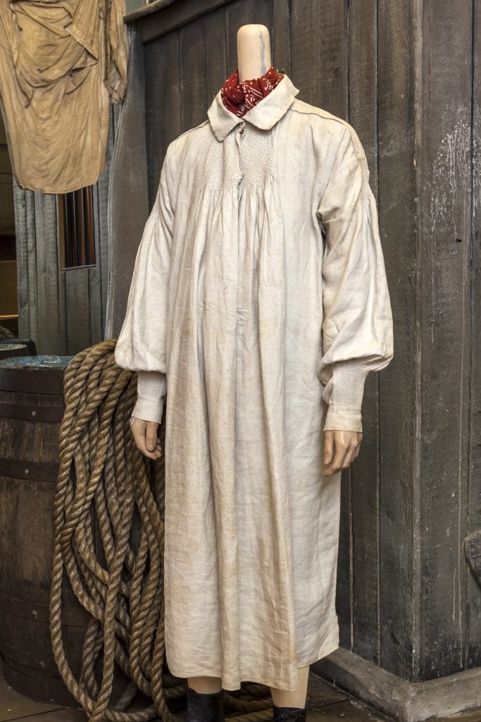 Shepherd’s Smock - 100 Objects That Made Kent
