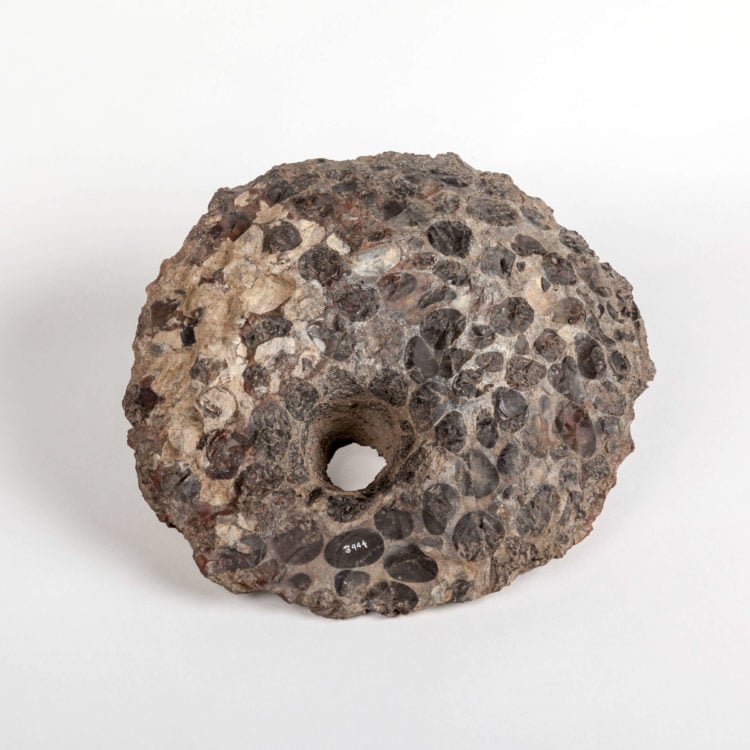 Quern stone - 100 Objects That Made Kent